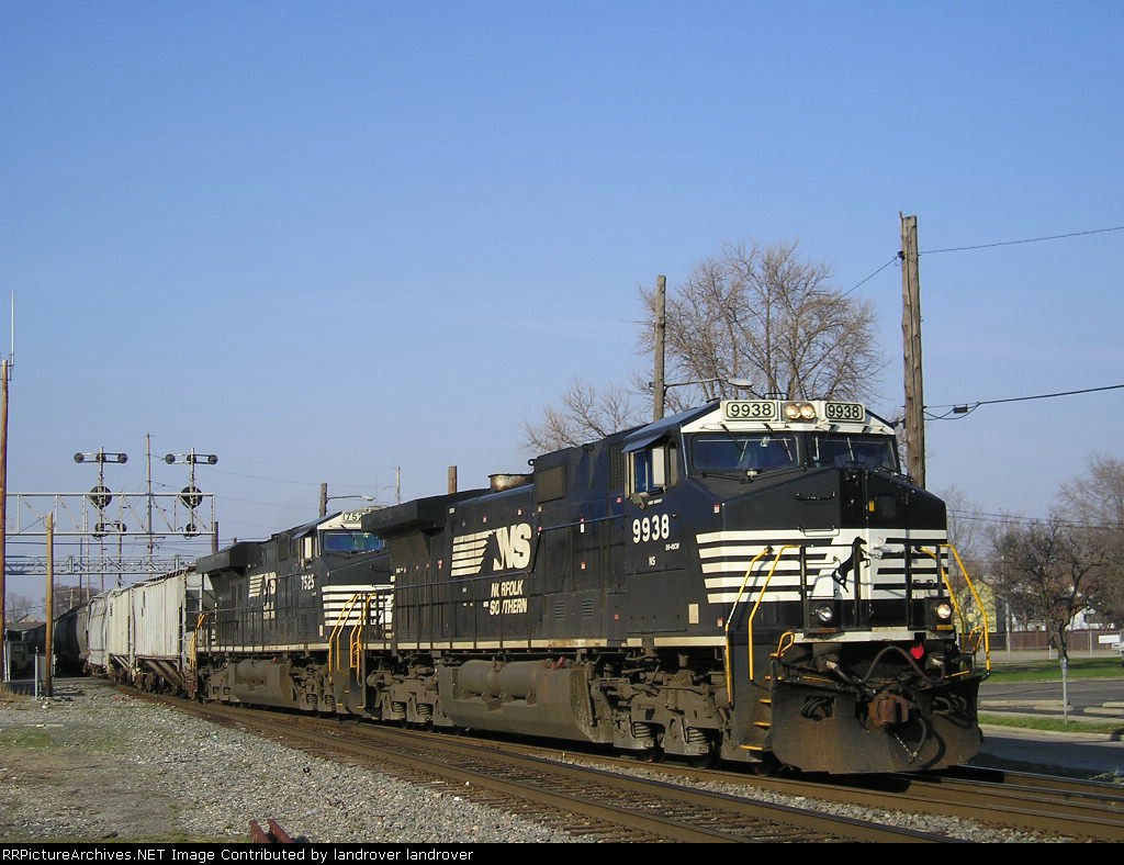 NS 9938 On NS 51 A Eastbound